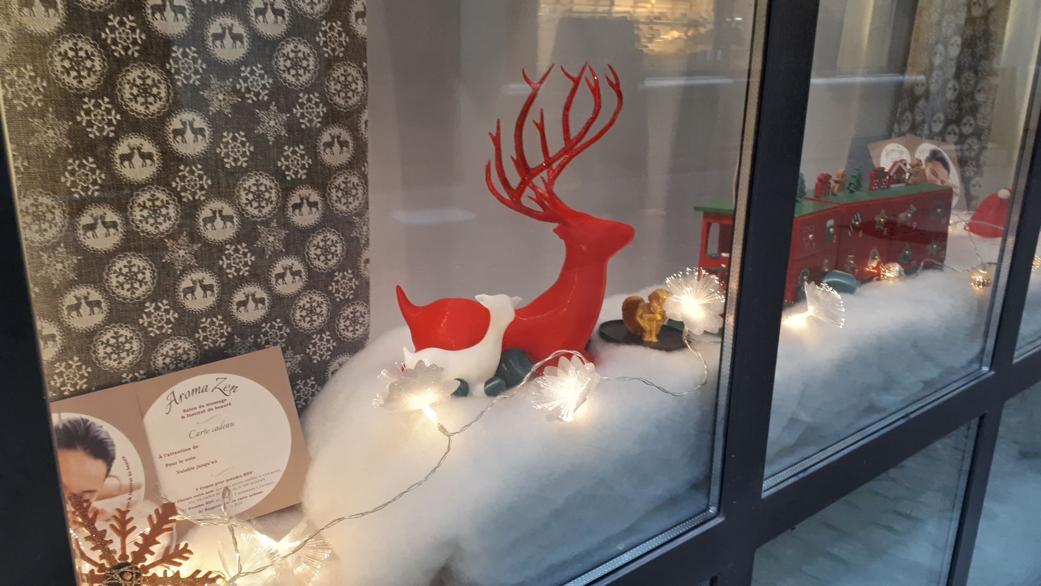 Partenariat Vitrine de Noël - Aroma Zen Figeac